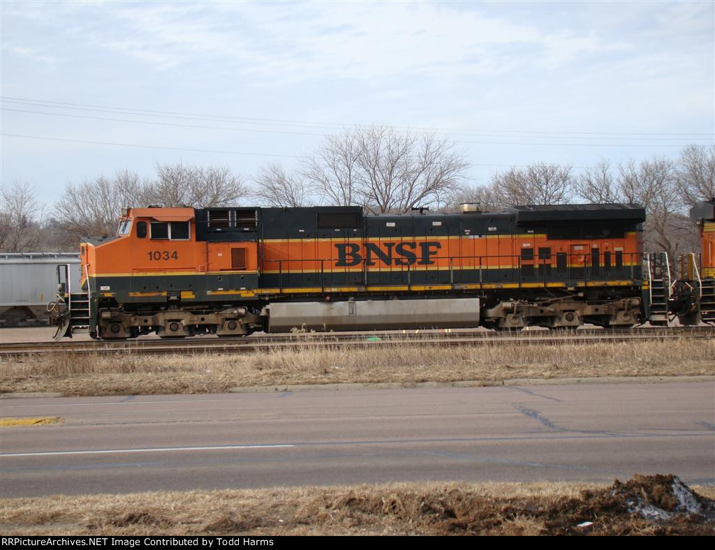 BNSF 1034